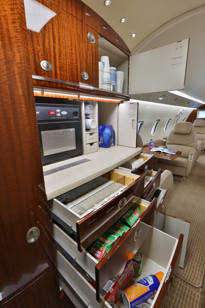 2005 Challenger 300 sn 20054 - CFS Jets