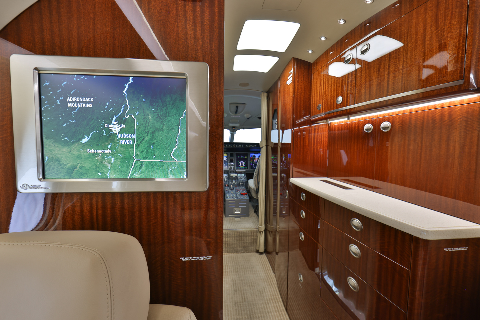 2005 Challenger 300 sn 20054 - CFS Jets